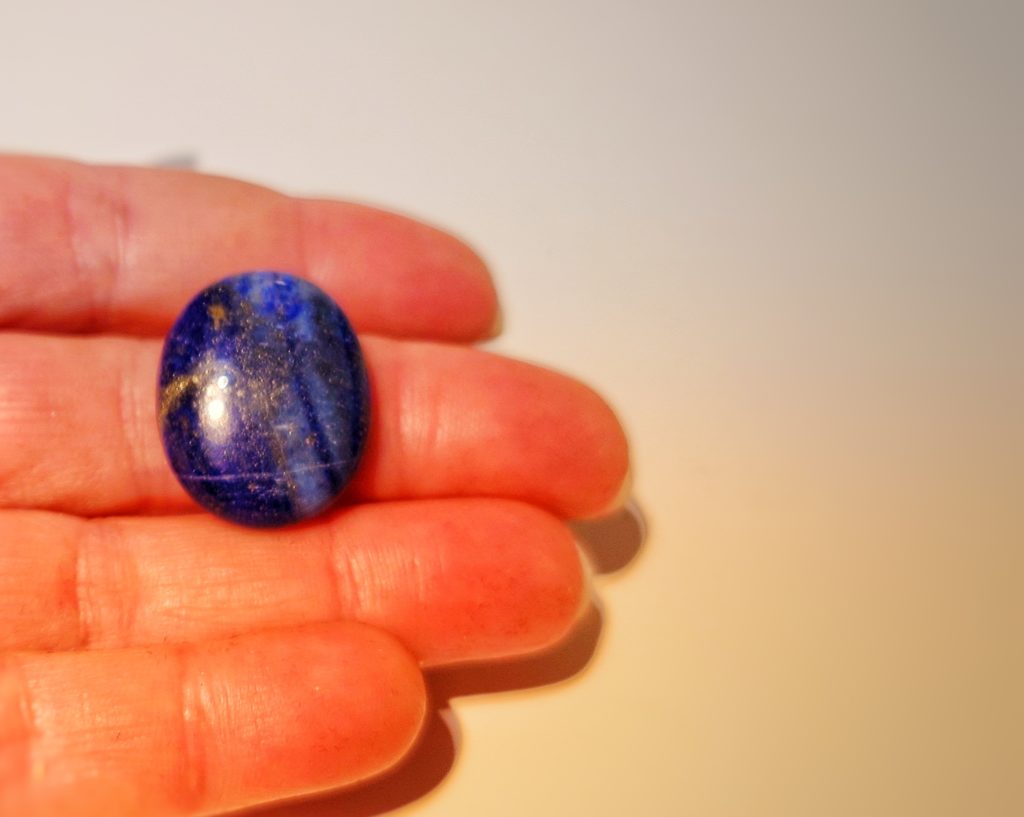 Lapis Lazuli zorgensteen - Heks & Kruid